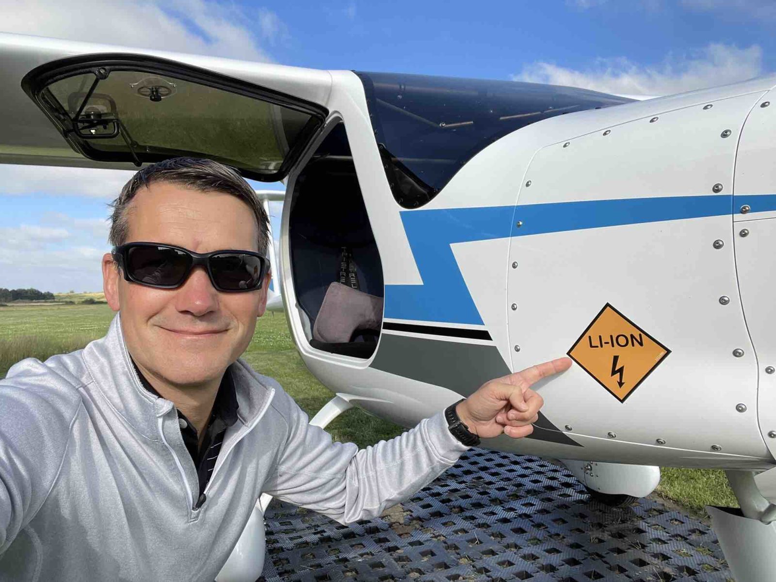 My first electric flight, and why electric planes will follow same path ...
