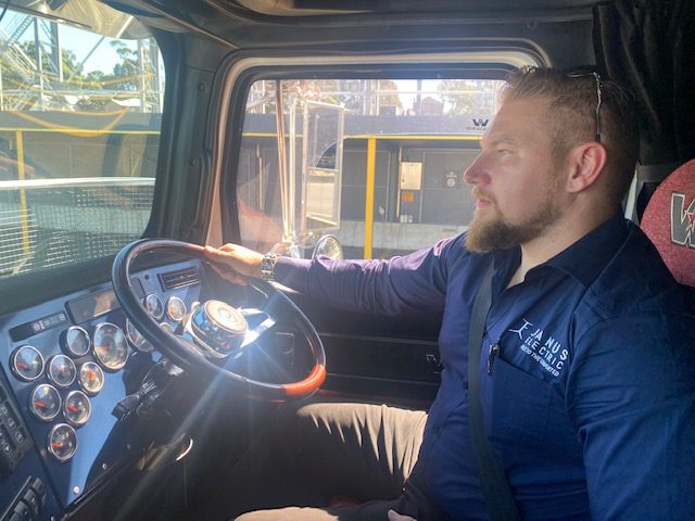 Australia's first electric prime mover fleet unveiled, with swap and go ...