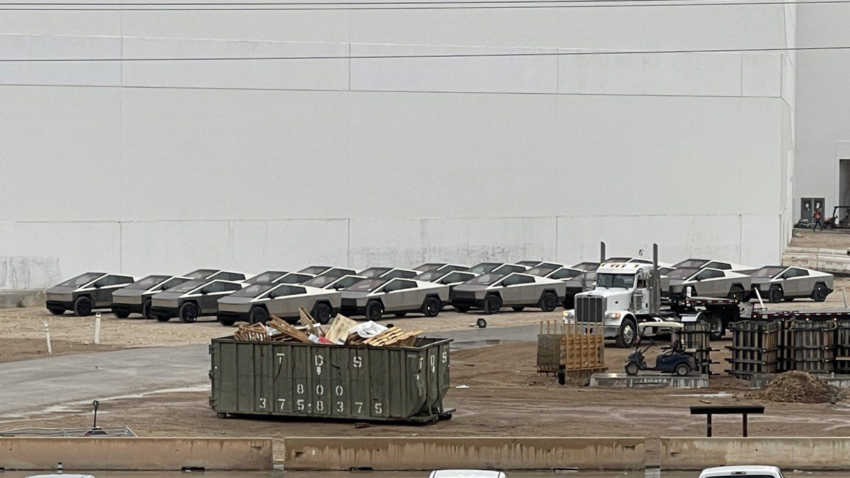 Next large batch of Tesla Cybertrucks spotted