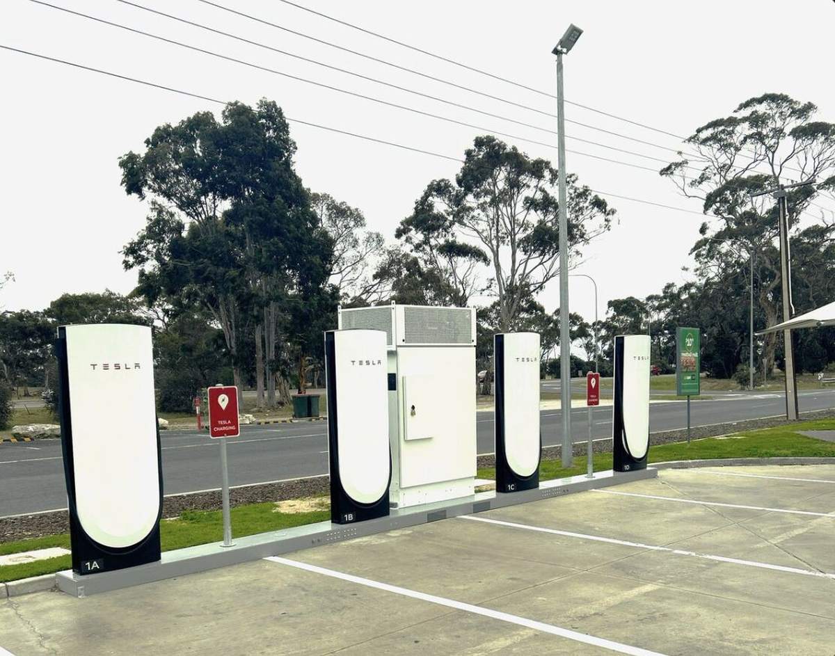 Tesla opens first pre-fab Australian supercharger site that took just ...
