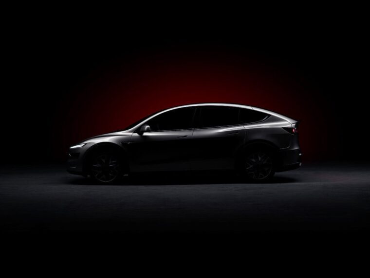 Upcoming Tesla Model Y 6-seater spotted testing in the wild